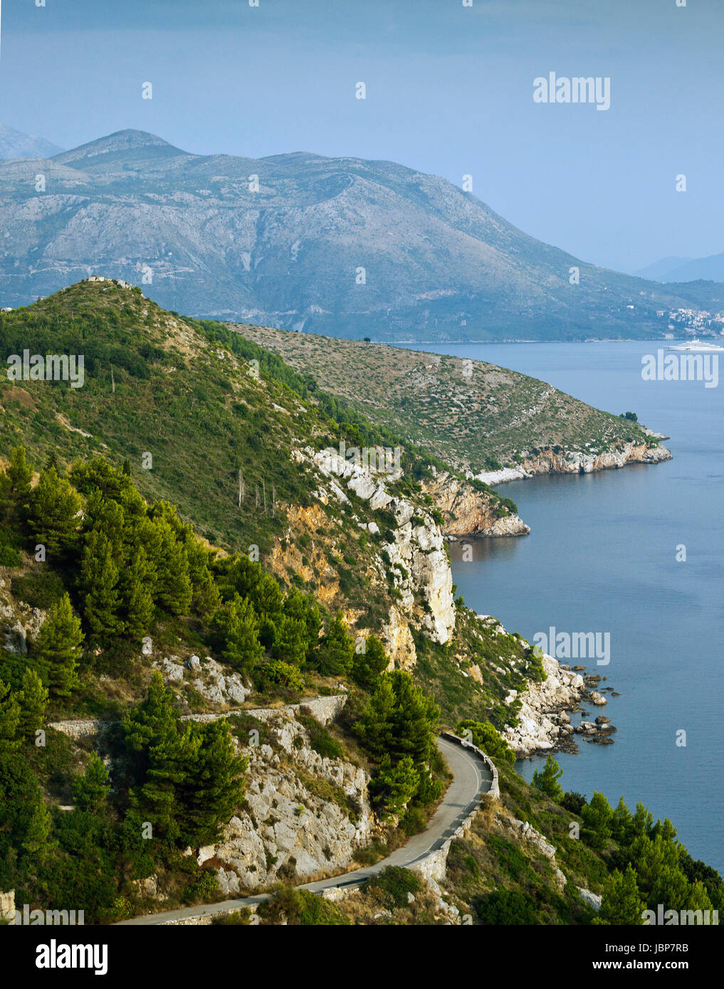 Coastline from above hi-res stock photography and images - Alamy