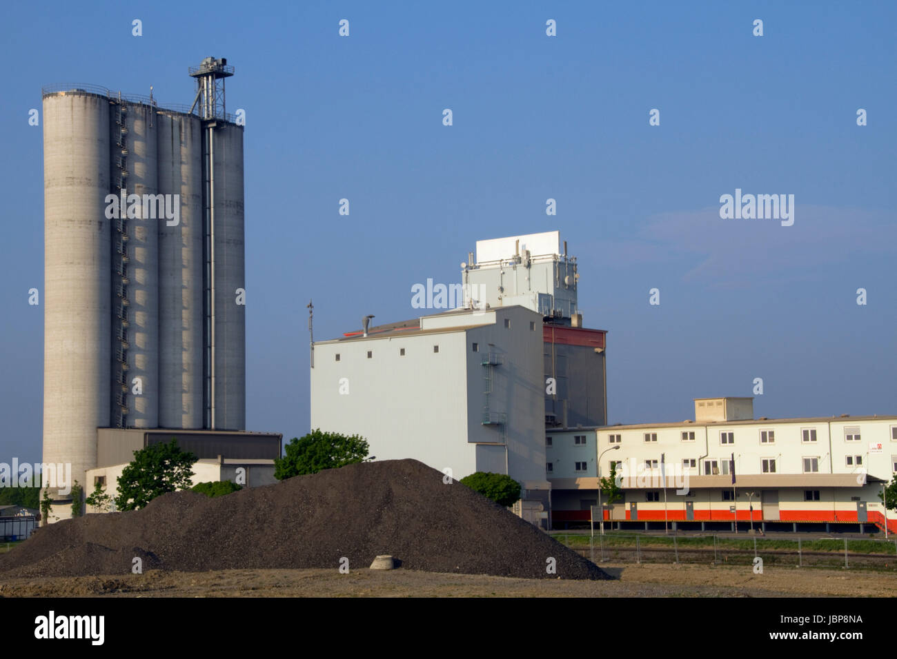 silo factory building Stock Photo - Alamy