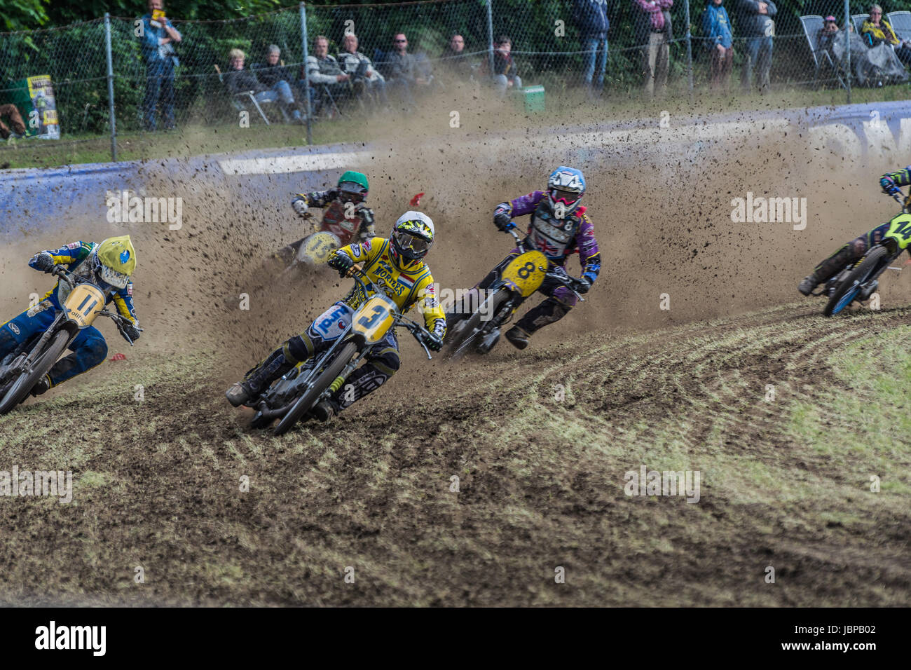 start and win Stock Photo - Alamy