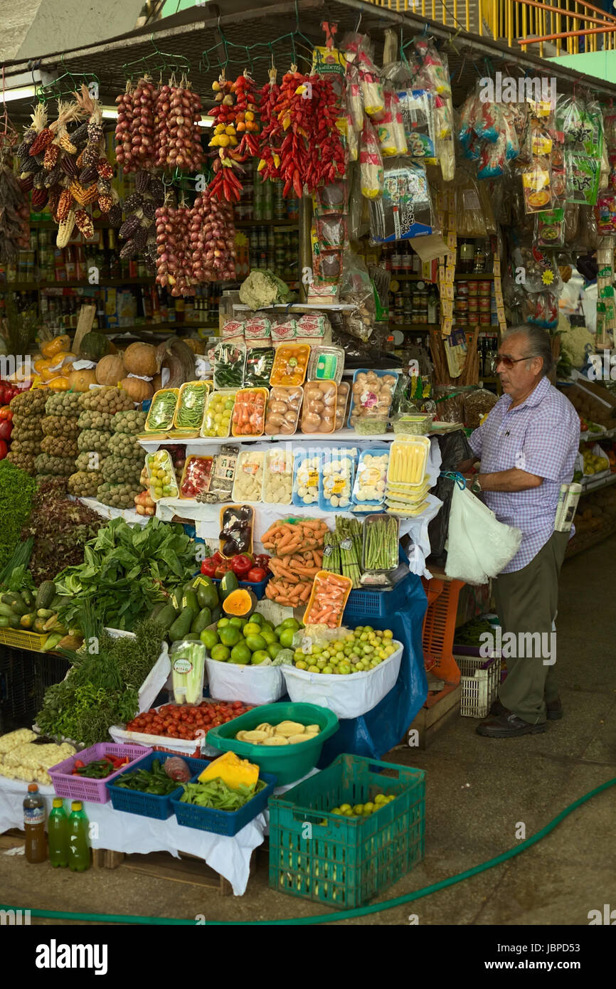 Mercado de surquillo hi-res stock photography and images - Alamy