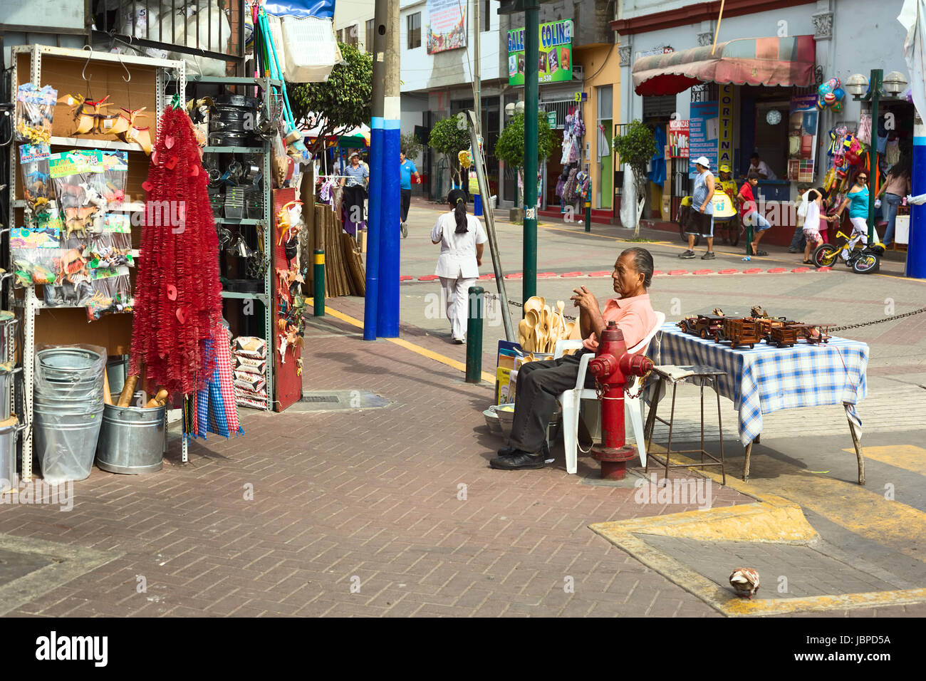 Mercado de surquillo hi-res stock photography and images - Alamy