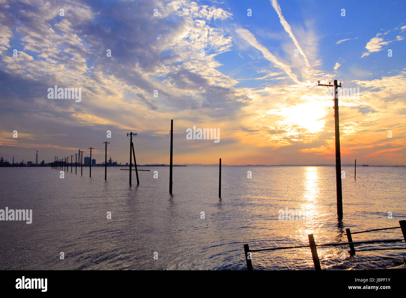 Utilitypoles hi-res stock photography and images - Alamy