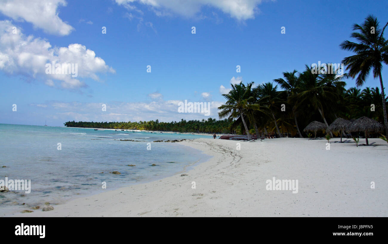 real caribbean paradise saona island Stock Photo - Alamy
