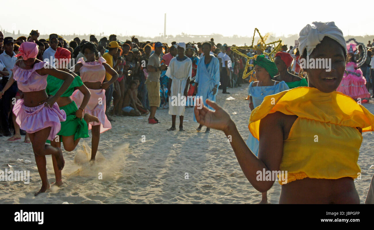 Dominica street dance hi-res stock photography and images - Alamy