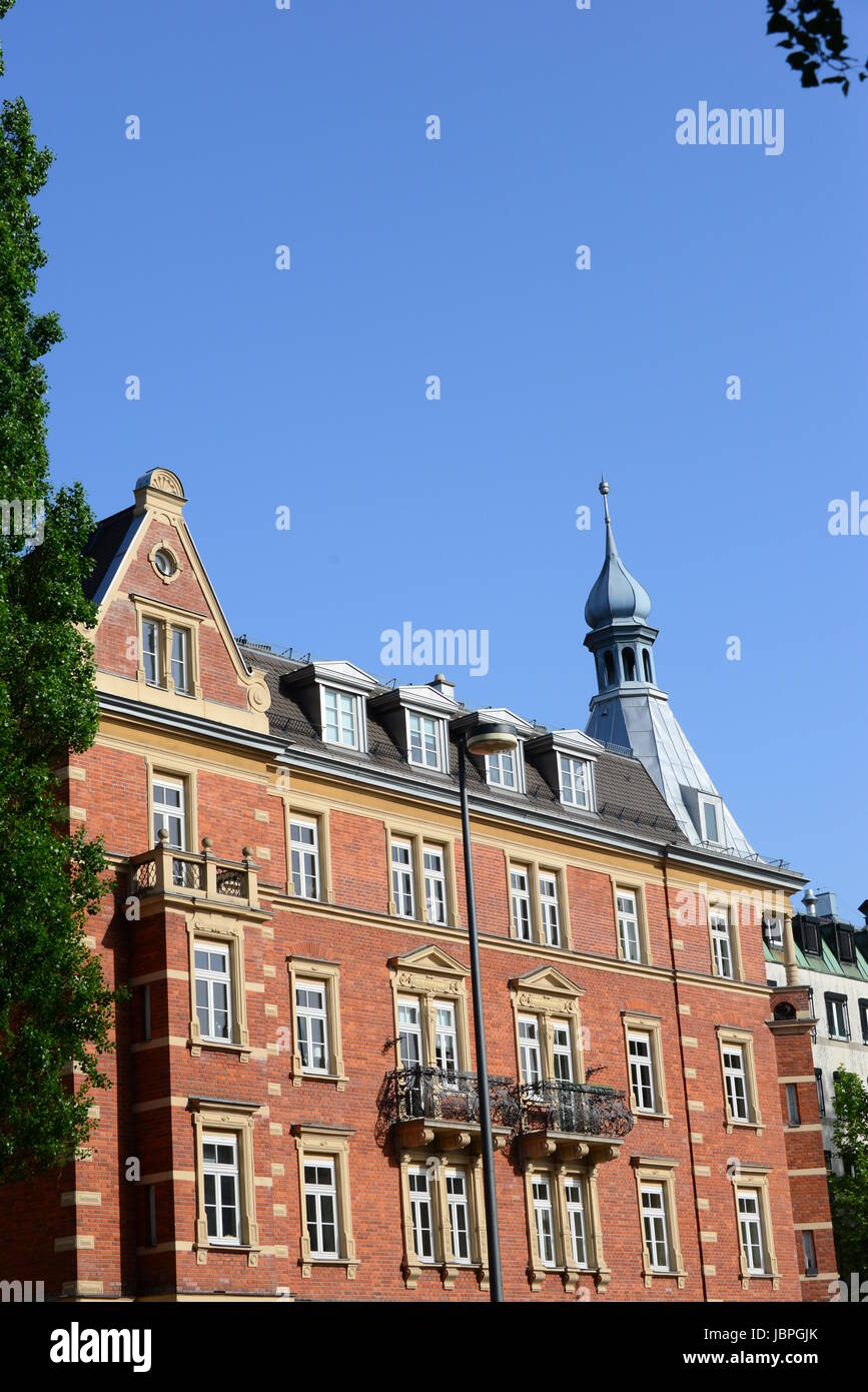 Munich storefronts hi-res stock photography and images - Alamy