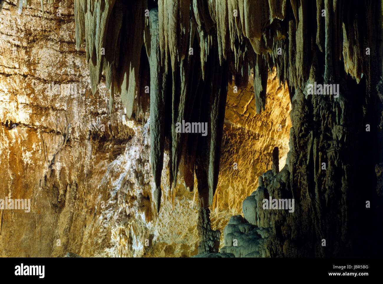 Sintervorhange hi-res stock photography and images - Alamy