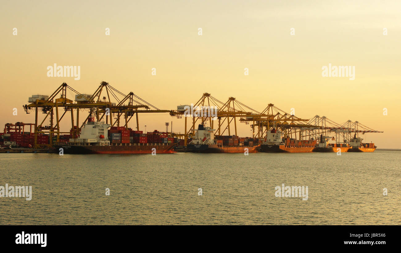 Laem chabang container port thailand hi-res stock photography and ...