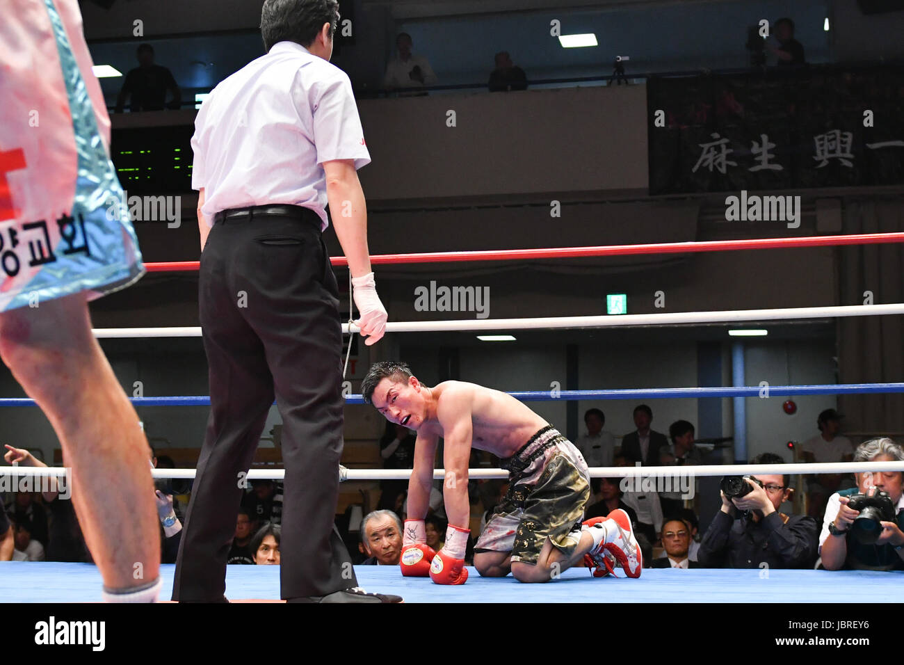 Tokyo, Japan. 8th June, 2017. (L-R) Katsuhiko Nakamura (Referee), Ryo Takenaka (JPN) Boxing ...