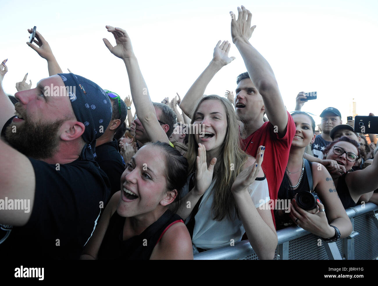 Simple plan band hi-res stock photography and images - Alamy