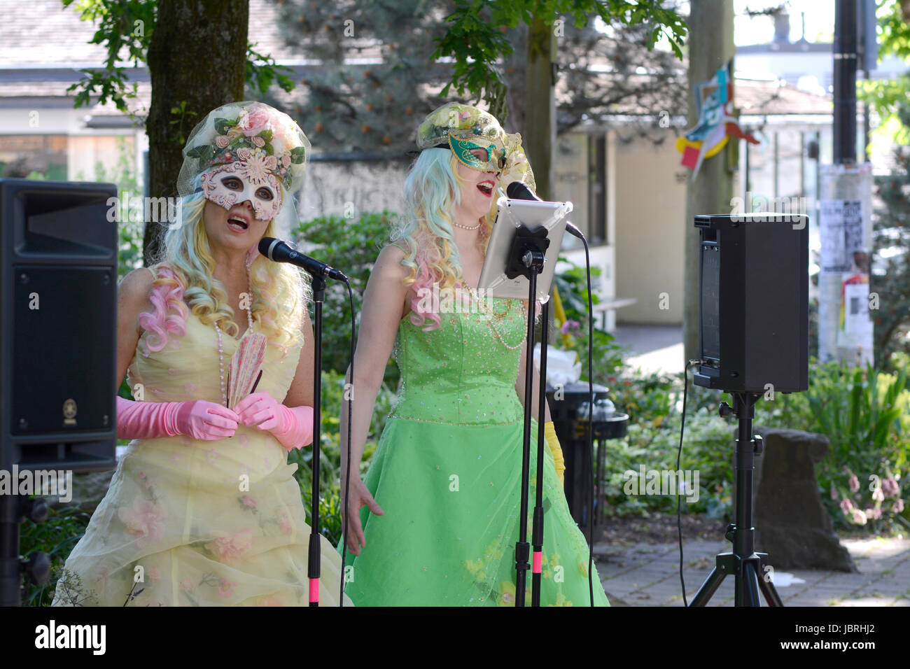 Opera singing costume hi-res stock photography and images - Alamy