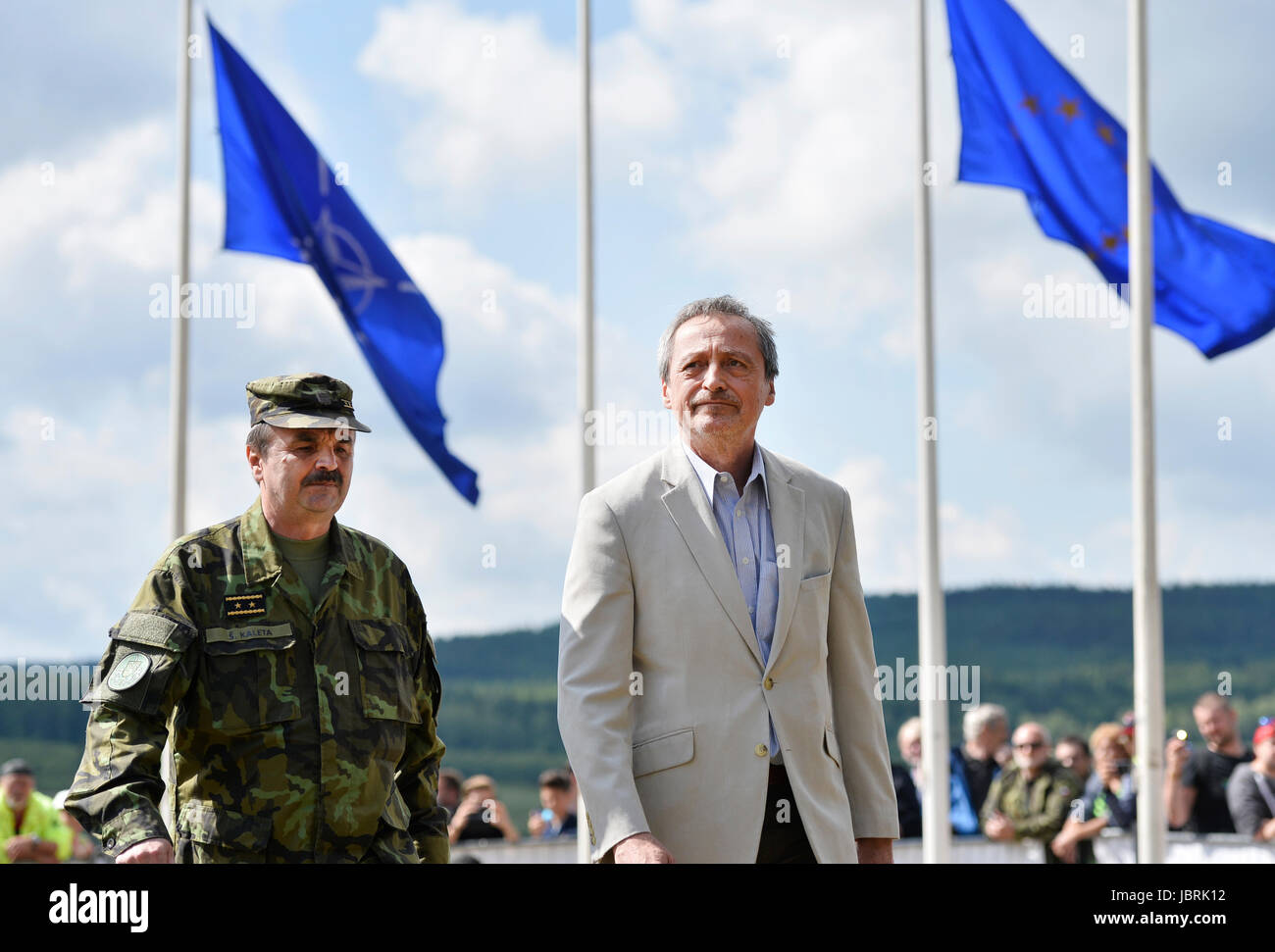 Ground forces commander hi-res stock photography and images - Alamy