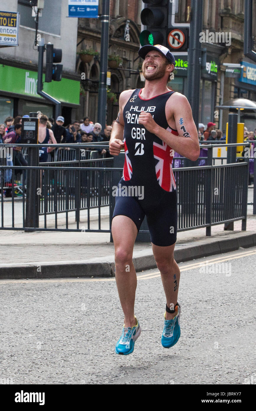Leeds, UK. 11th June, 2017. British Triathlete Gordon Benson running ...