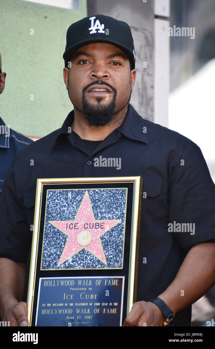 Los Angeles, USA. 12th June, 2017. IceCube - Star 032 Ice cube honored ...