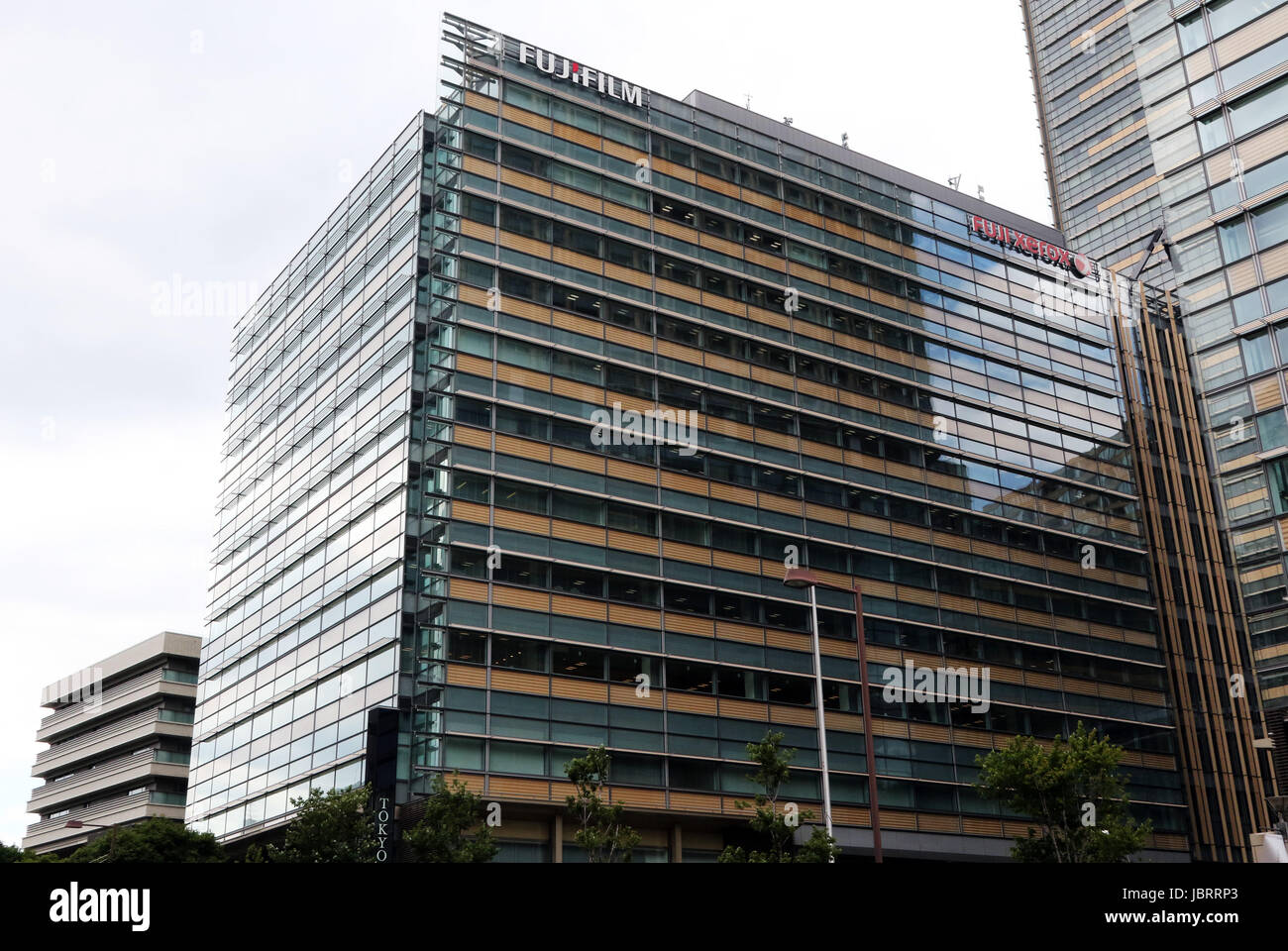 Tokyo, Japan. 12th June, 2017. Japan's Fujifilm Holdings headquarters ...