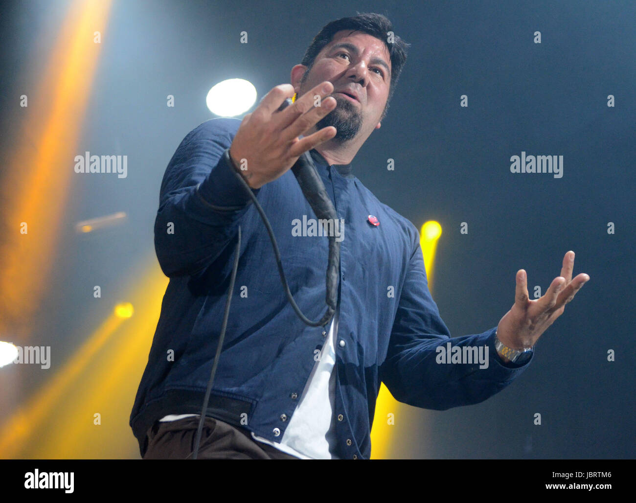 Lead singer of the band the deftones hi-res stock photography and ...