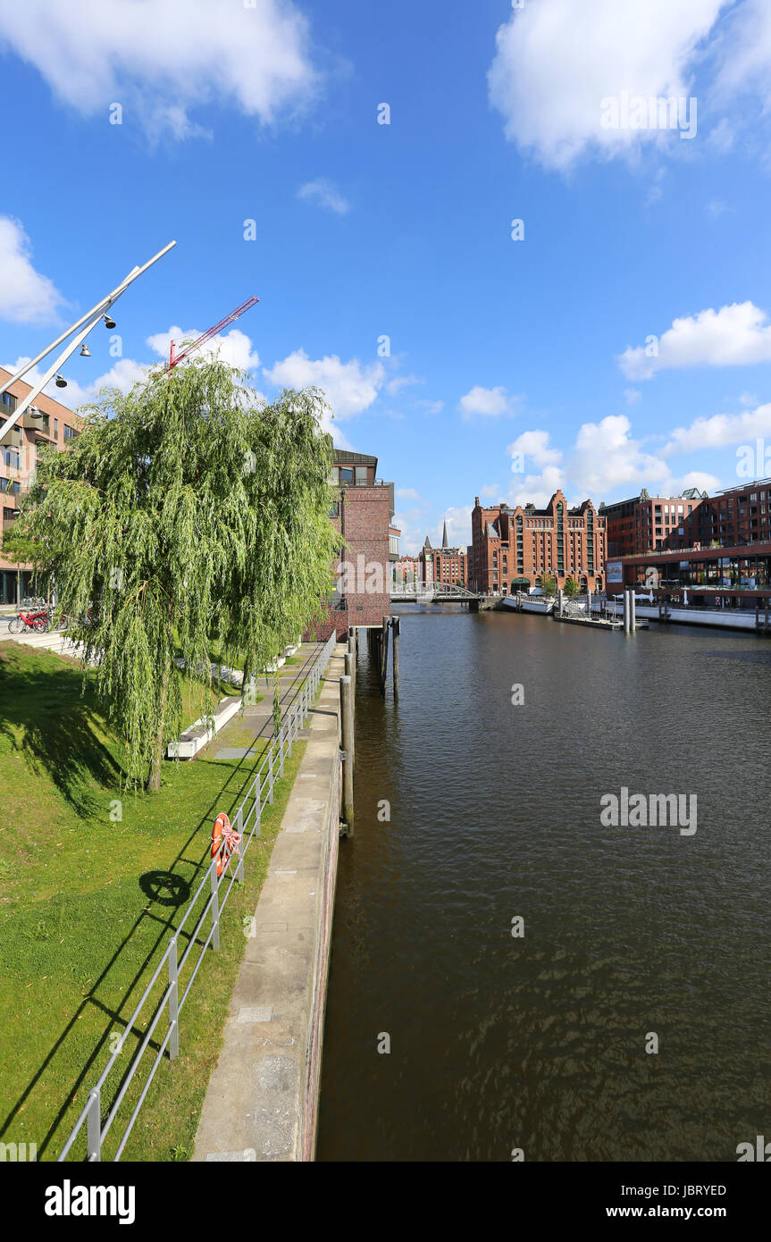 building spare time Stock Photo - Alamy