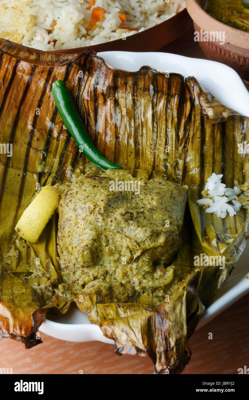 Bhetki paturi hi-res stock photography and images - Alamy