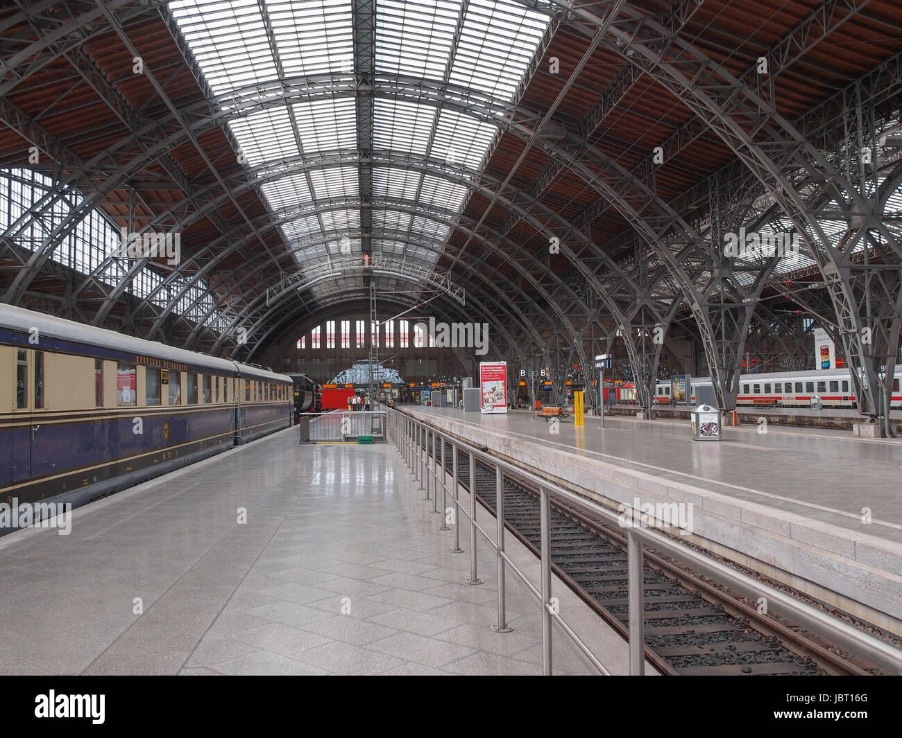 Hauptbahnhof station in leipzig hi-res stock photography and images - Alamy