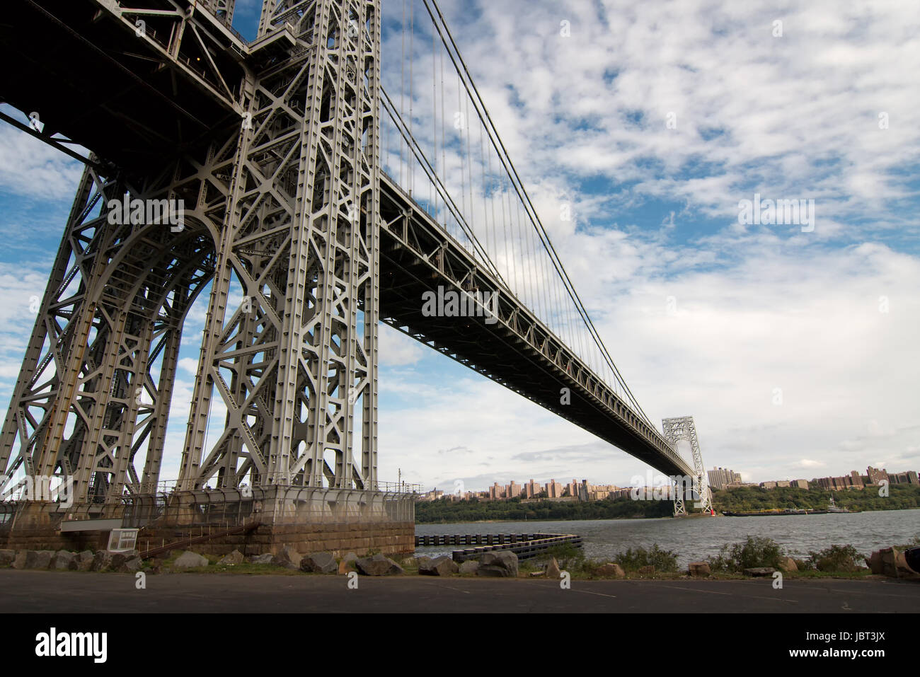 George Washington bridge span Stock Photo - Alamy