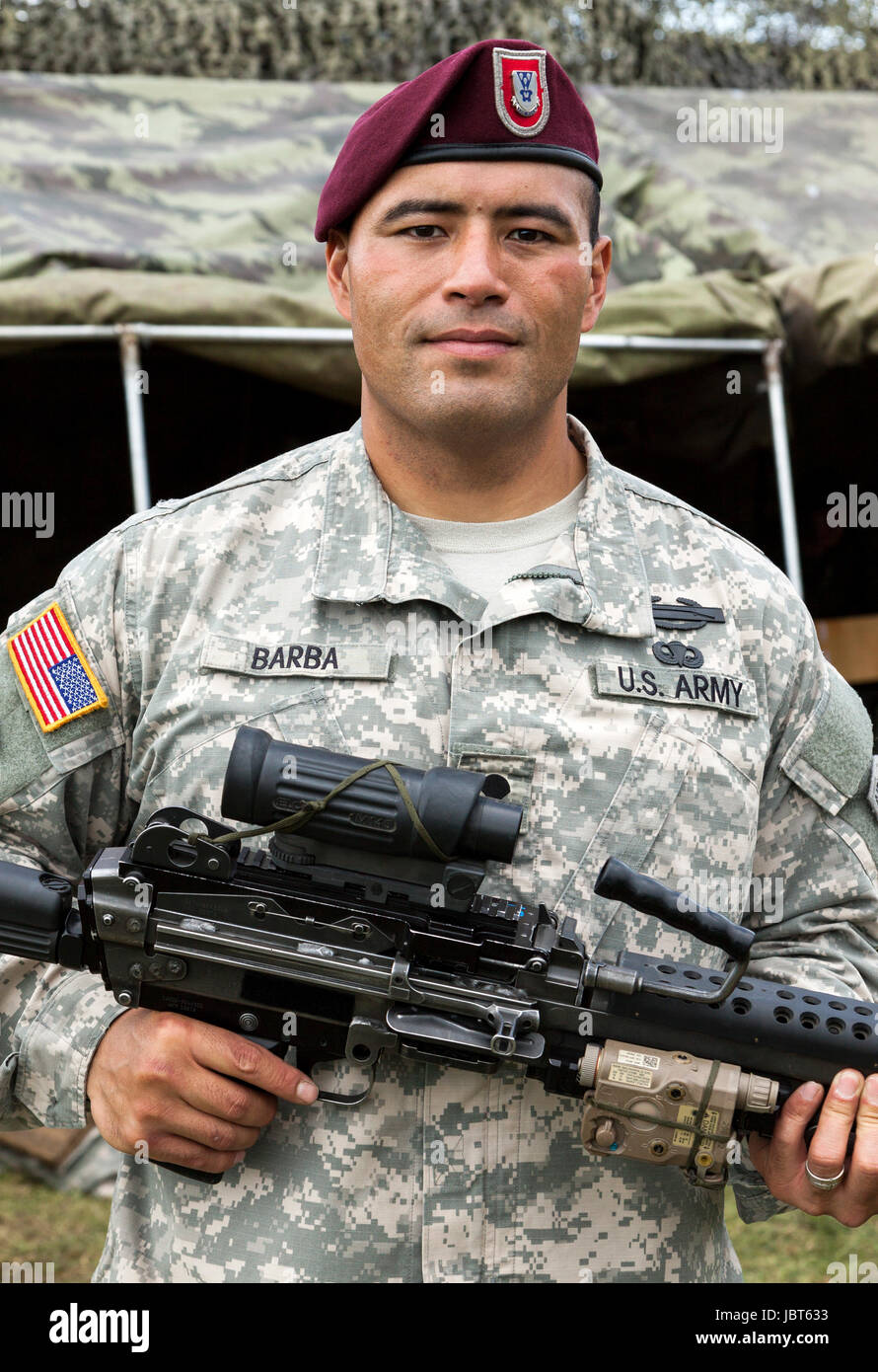 Lithuania military uniform hi-res stock photography and images - Alamy