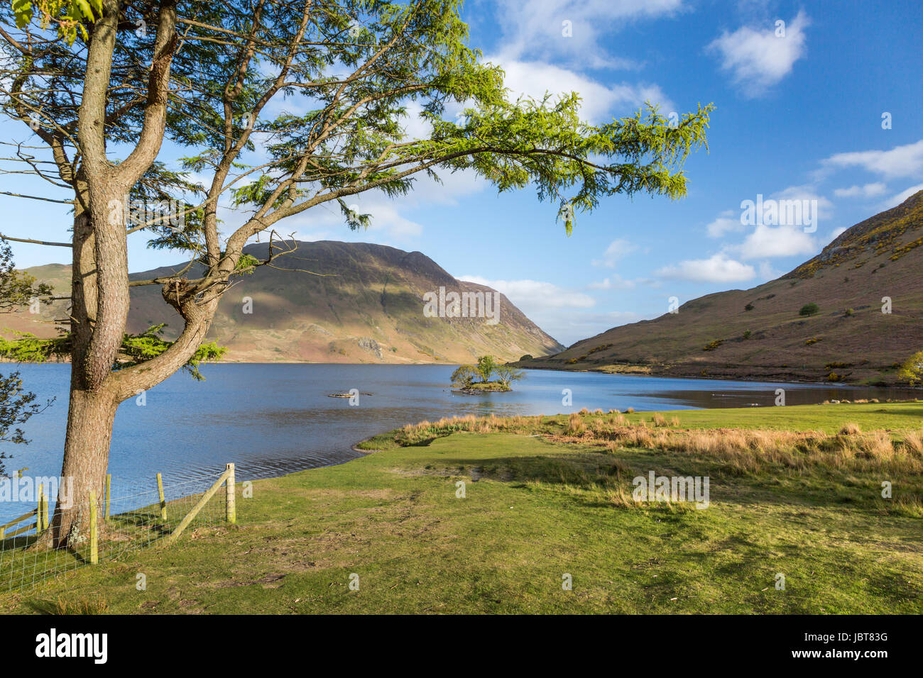 Early morning view of Crummock Water Stock Photo - Alamy