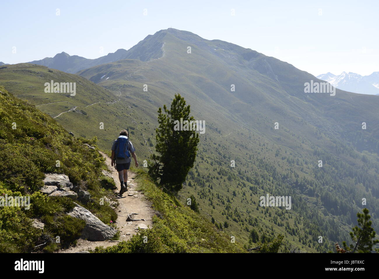 wanderer, bergwanderer, weg,berge, berg, gebirge, alpen, hochgebirge ...