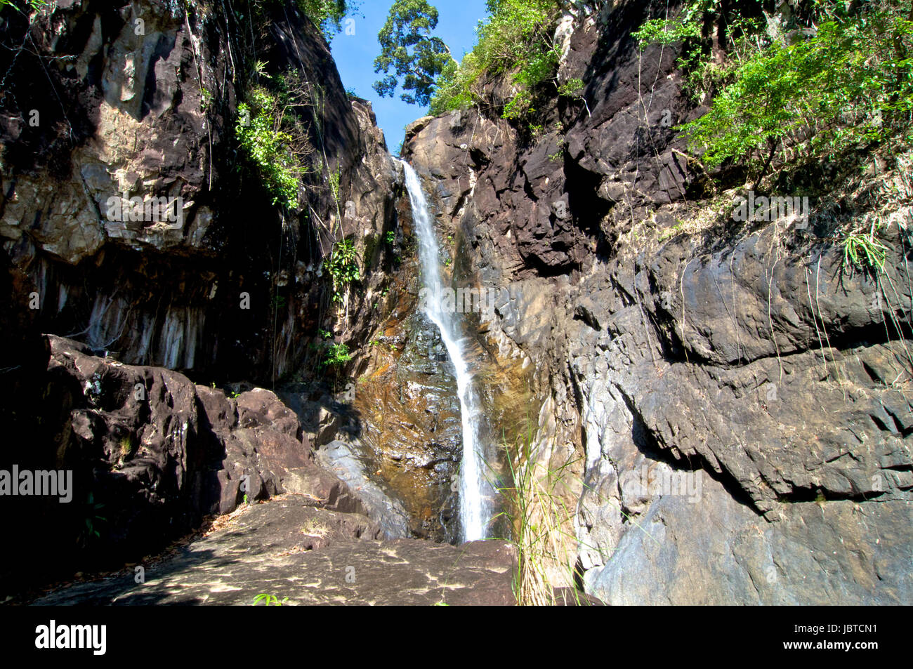 waterfall koh chang Stock Photo - Alamy