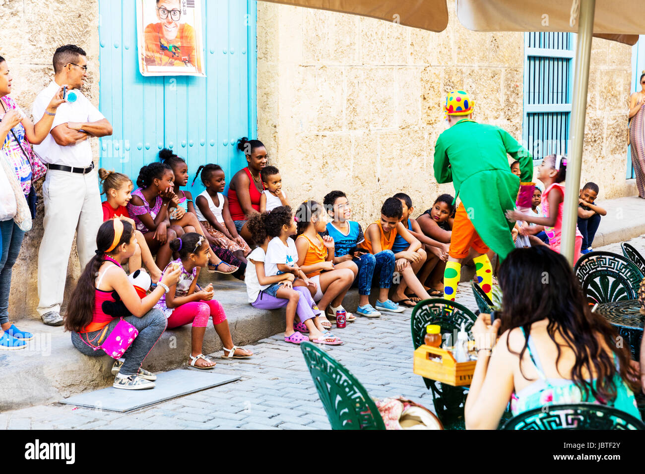 Clown entertaining kids, entertaining kids, kids entertainer, children ...