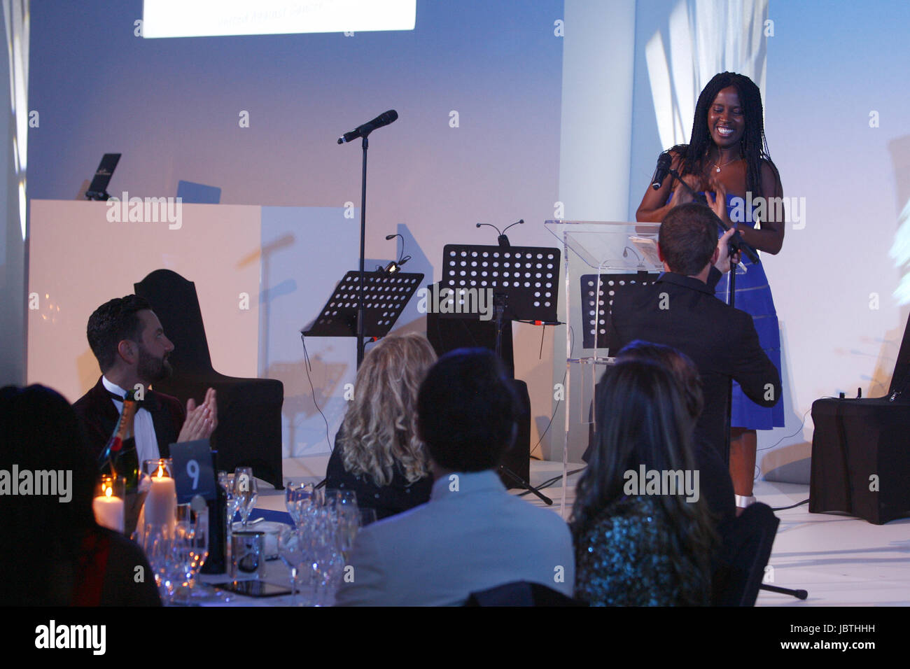 Sofia davis hosting one hi-res stock photography and images - Alamy