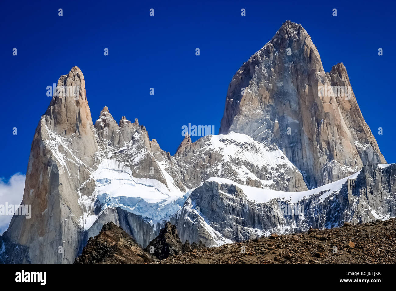 Stunning and impressive Mount Fitz Roy near El Chalten In Patagonia ...