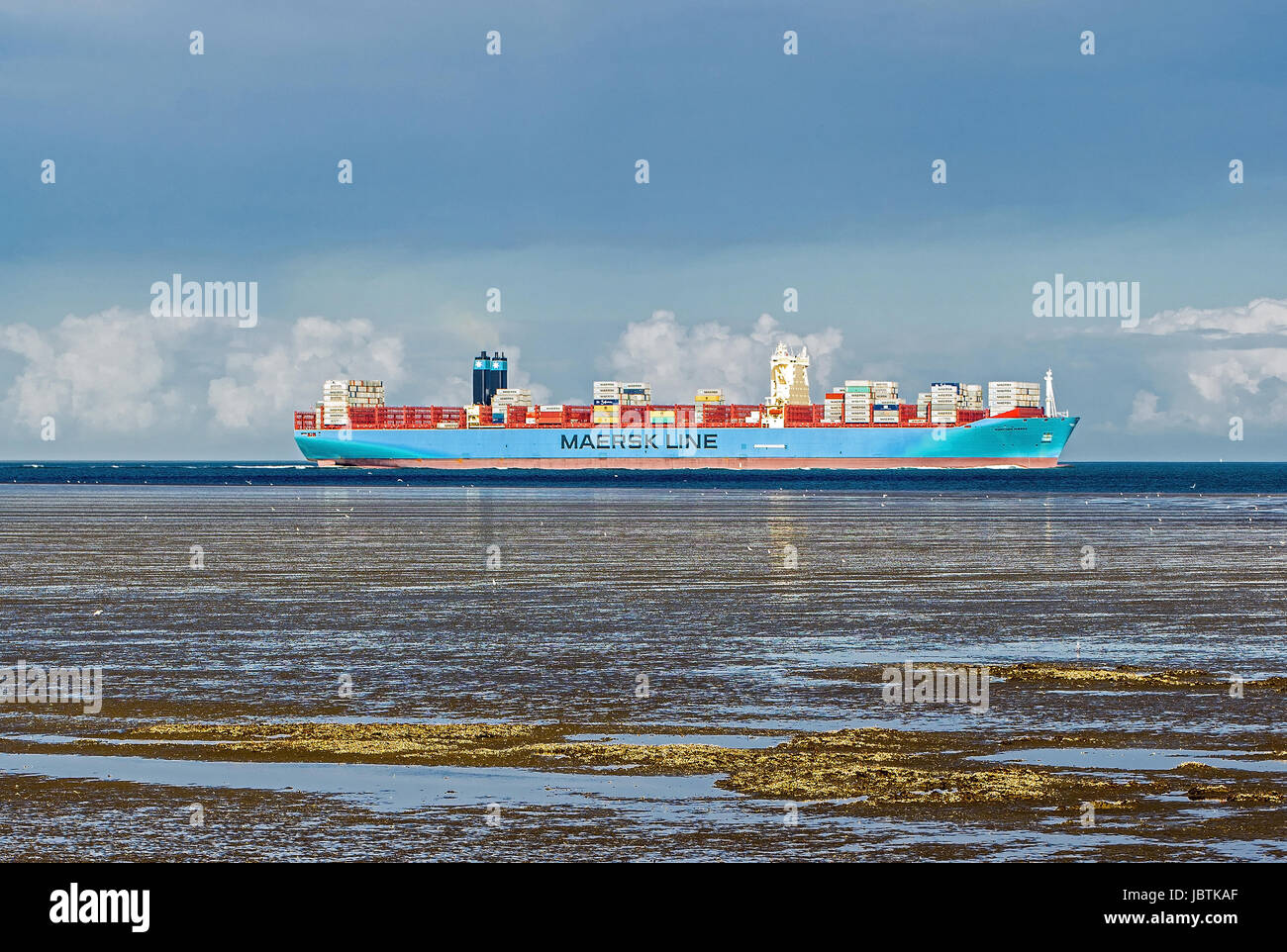 Container ship, Maersk Line, Jade Bay, Schillig, the North Sea ...