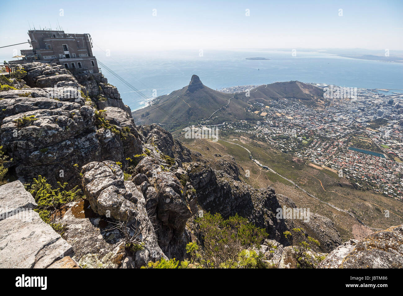 View on Cape Town from top of the table mountain Stock Photo - Alamy