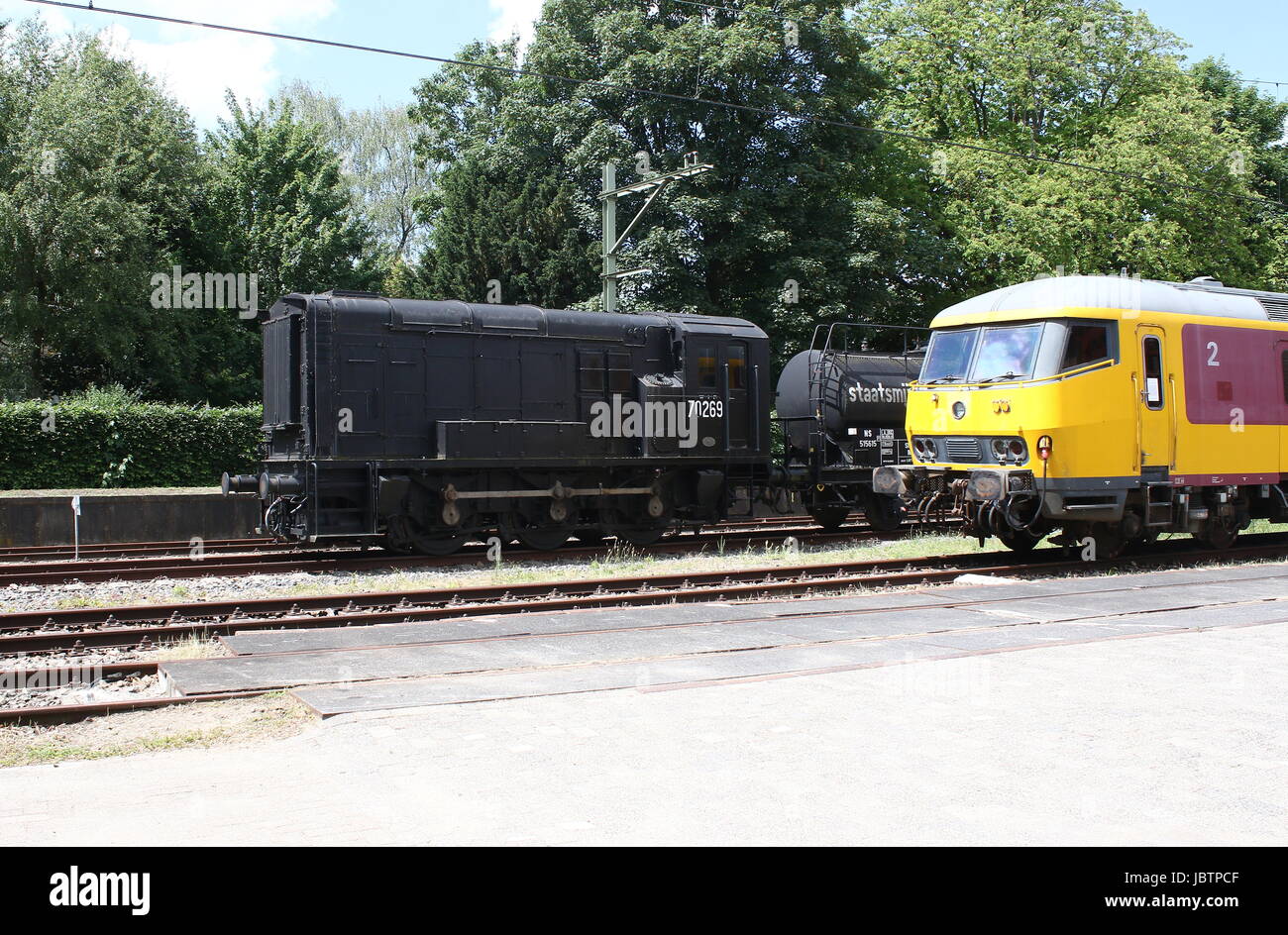 Old locomotives at Nederlands Spoorwegmuseum (Dutch national railway ...