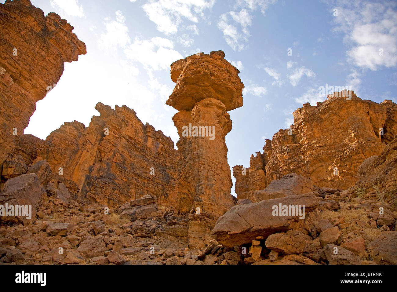 Mauritania desert erosion hi-res stock photography and images - Alamy