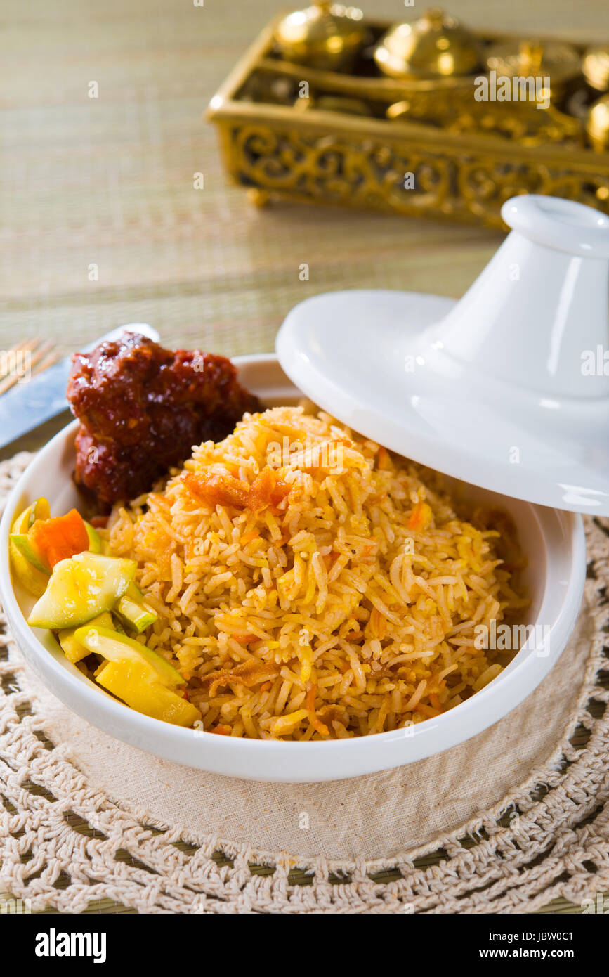 arab rice, ramadan foods in middle east usually served with tandoor ...