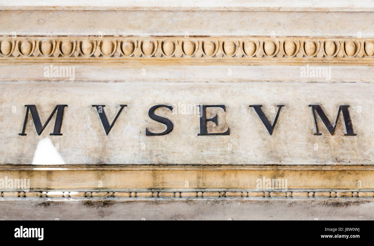 Entrance ancient museum letters hi-res stock photography and images - Alamy