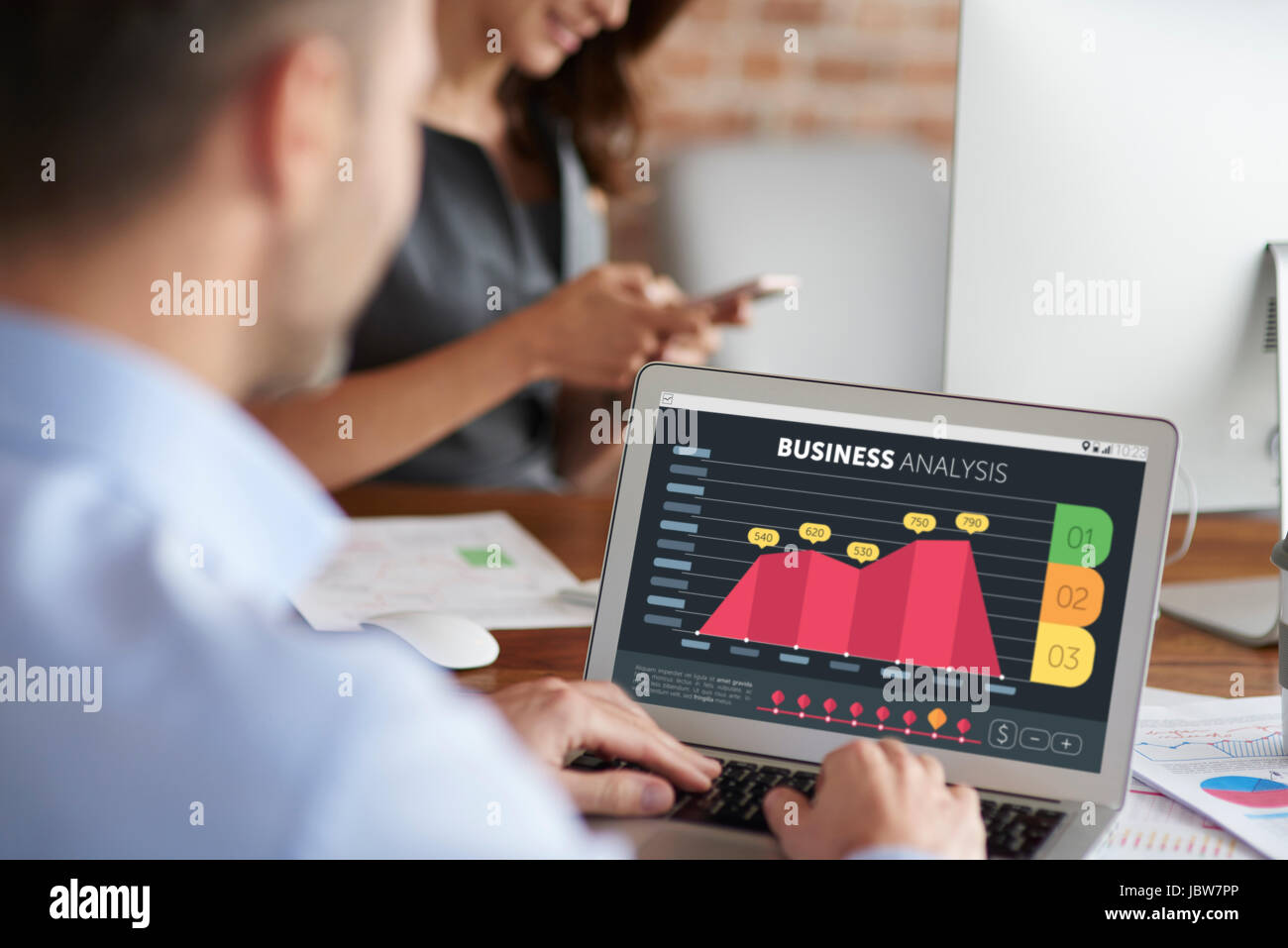 Man analyzing stock market data Stock Photo - Alamy