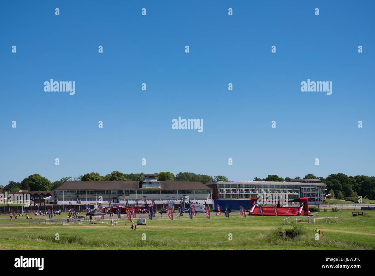 Lingfield racecourse hi-res stock photography and images - Alamy