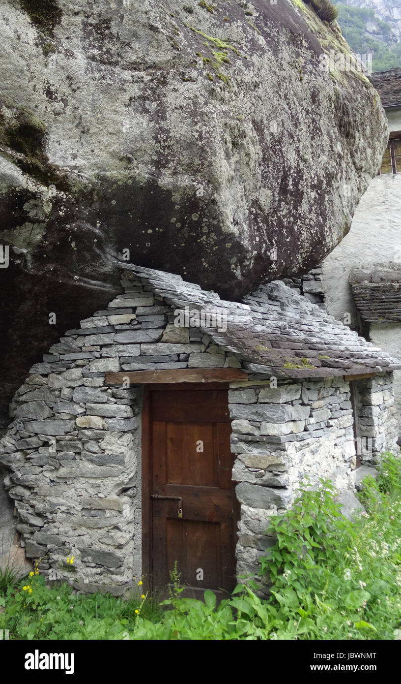 Hovel High Resolution Stock Photography and Images - Alamy