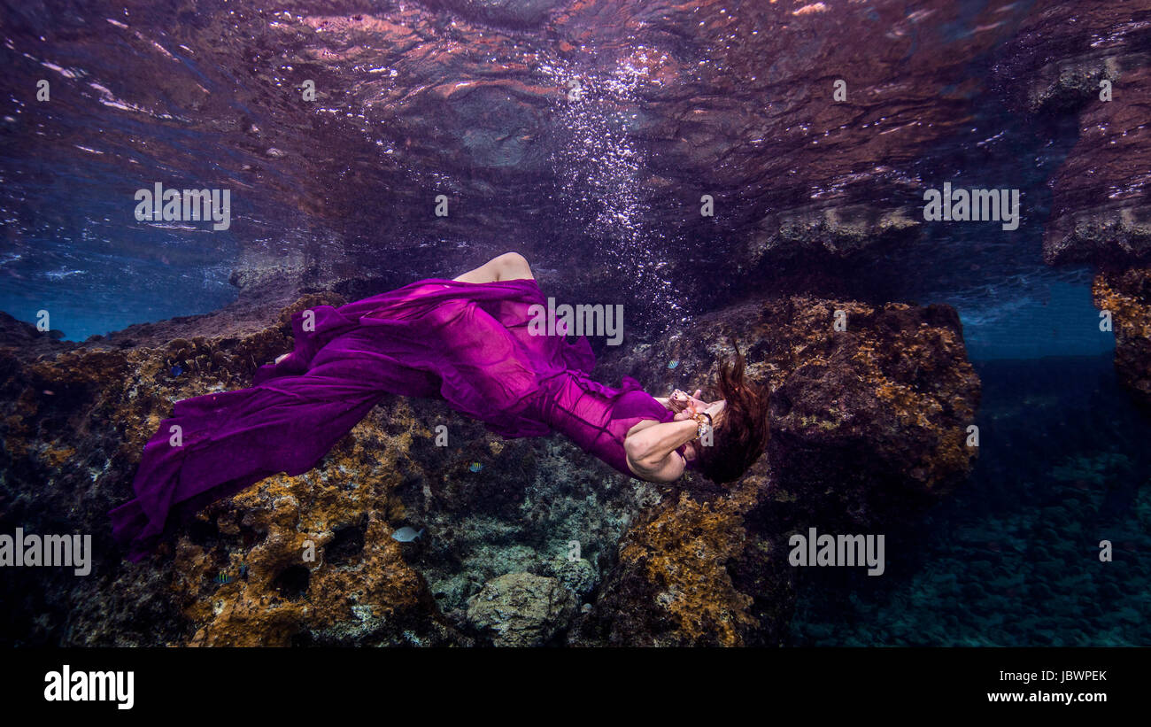 Woman arched back hi-res stock photography and images - Alamy