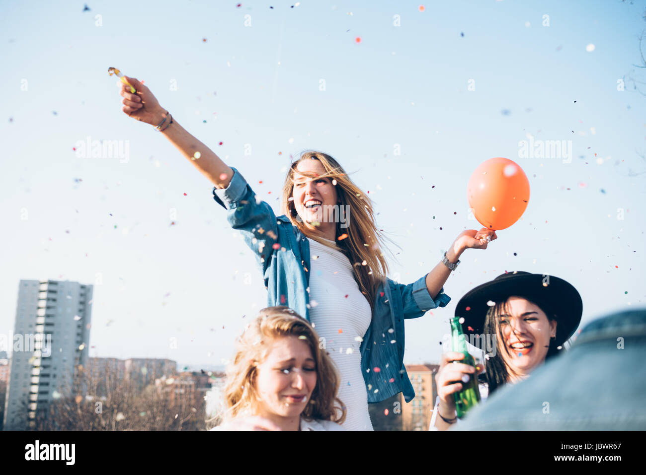 Party confetti hi-res stock photography and images - Alamy