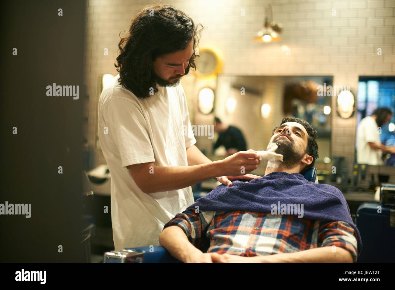 Wet shave hi-res stock photography and images - Alamy