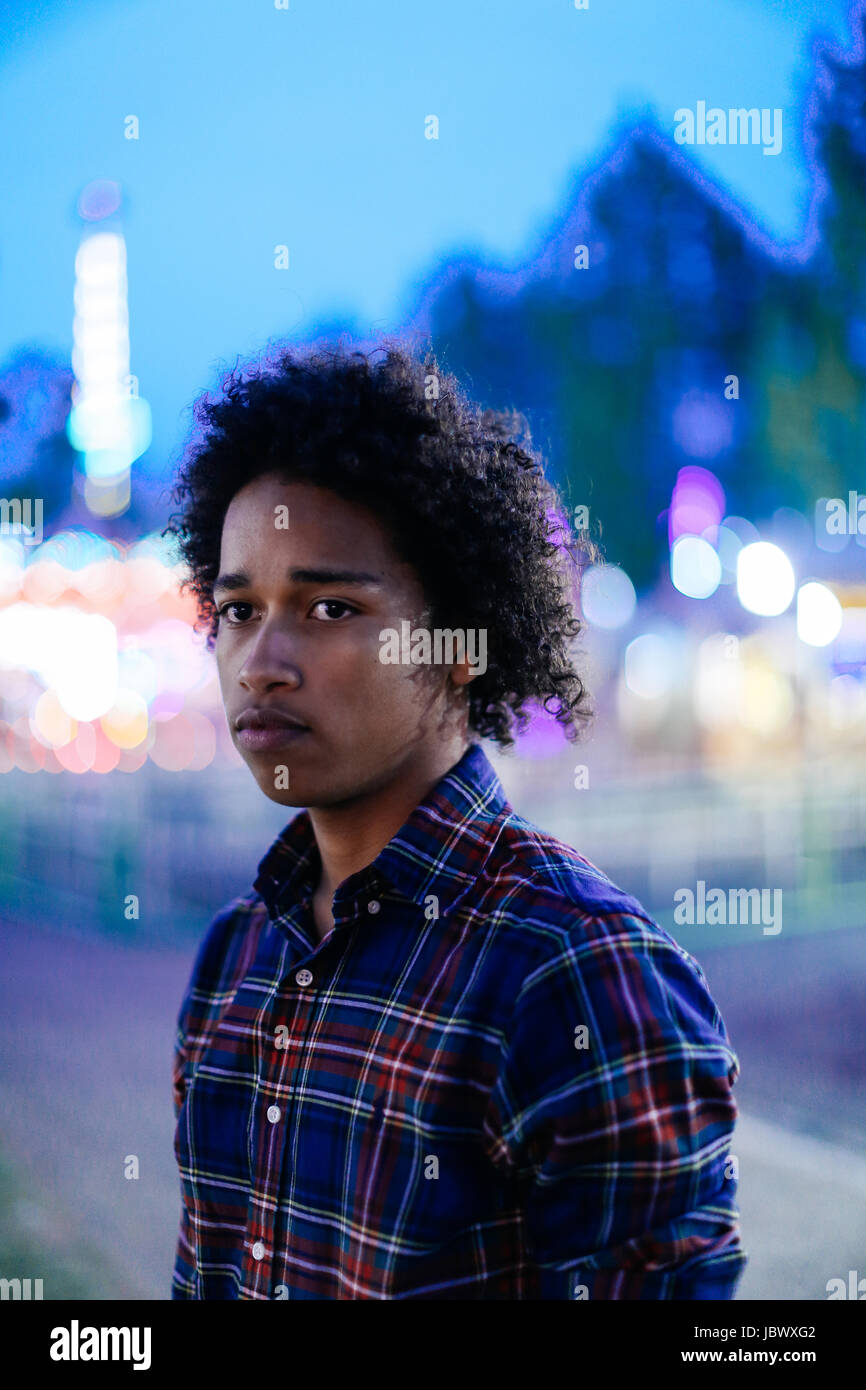 Night portrait boys hi-res stock photography and images - Alamy