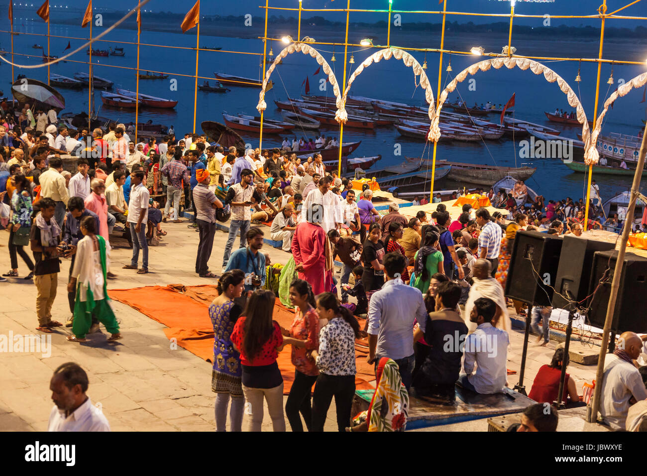 Dashashwamedh Gat, Ganga Pooja,Evening ritual at Ganga Aarti ...