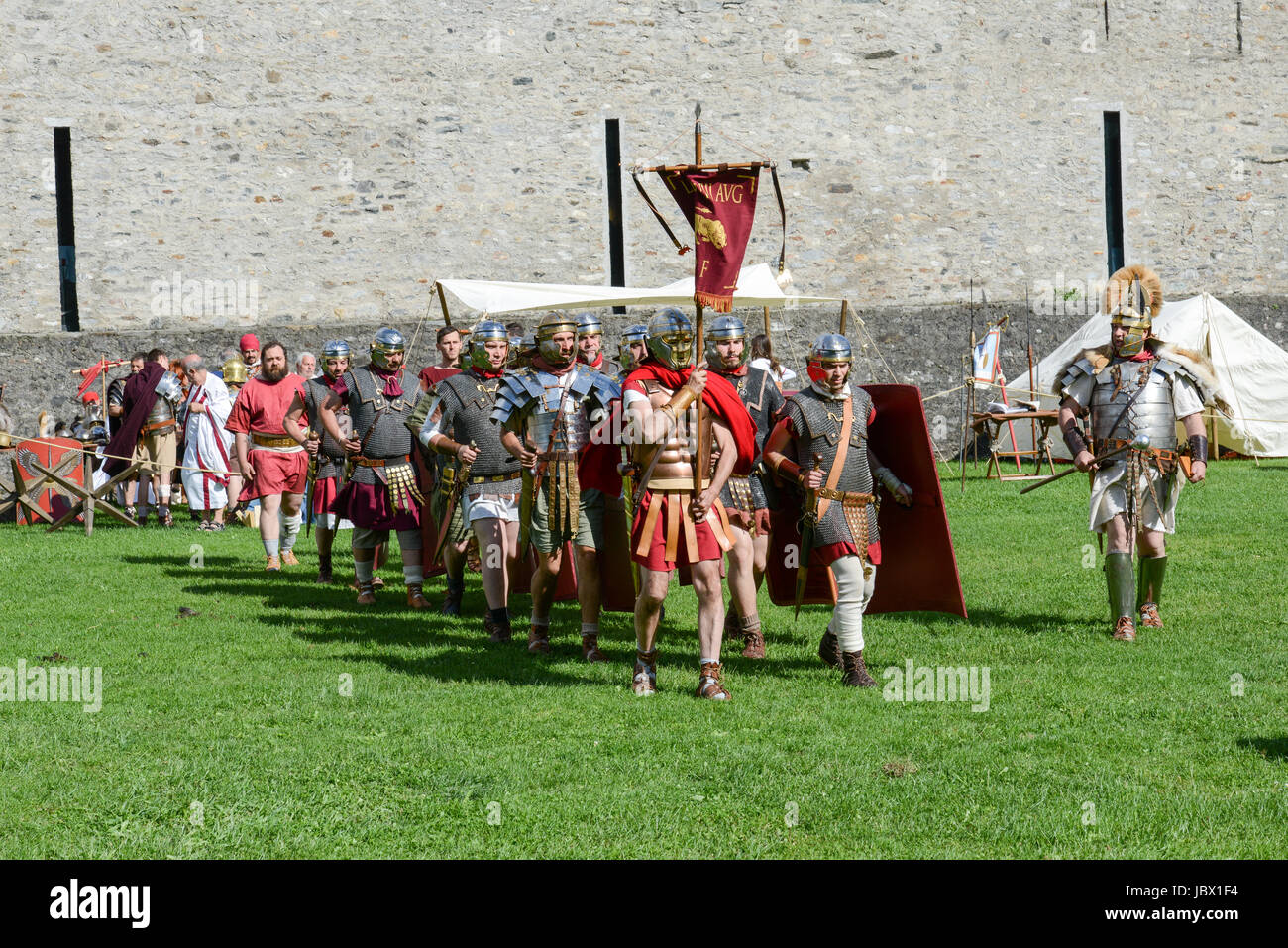 Roman centurion on guard hi-res stock photography and images - Alamy