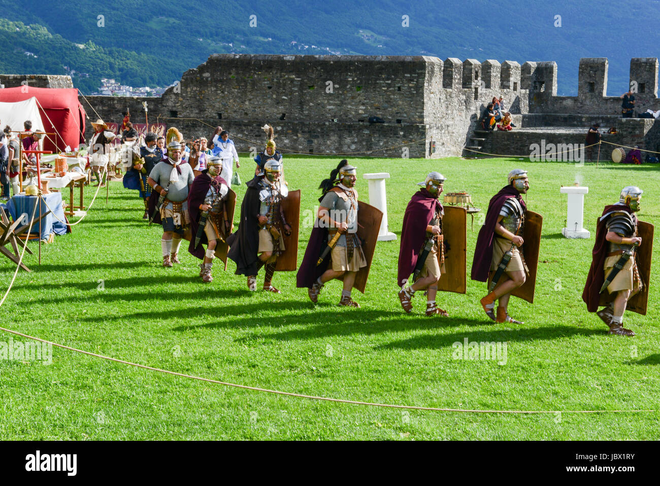 Roman centurion on guard hi-res stock photography and images - Alamy
