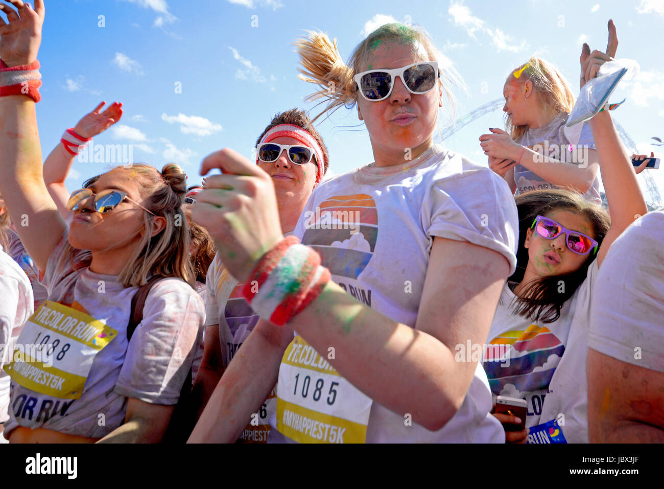 Faces with colours hi-res stock photography and images - Alamy