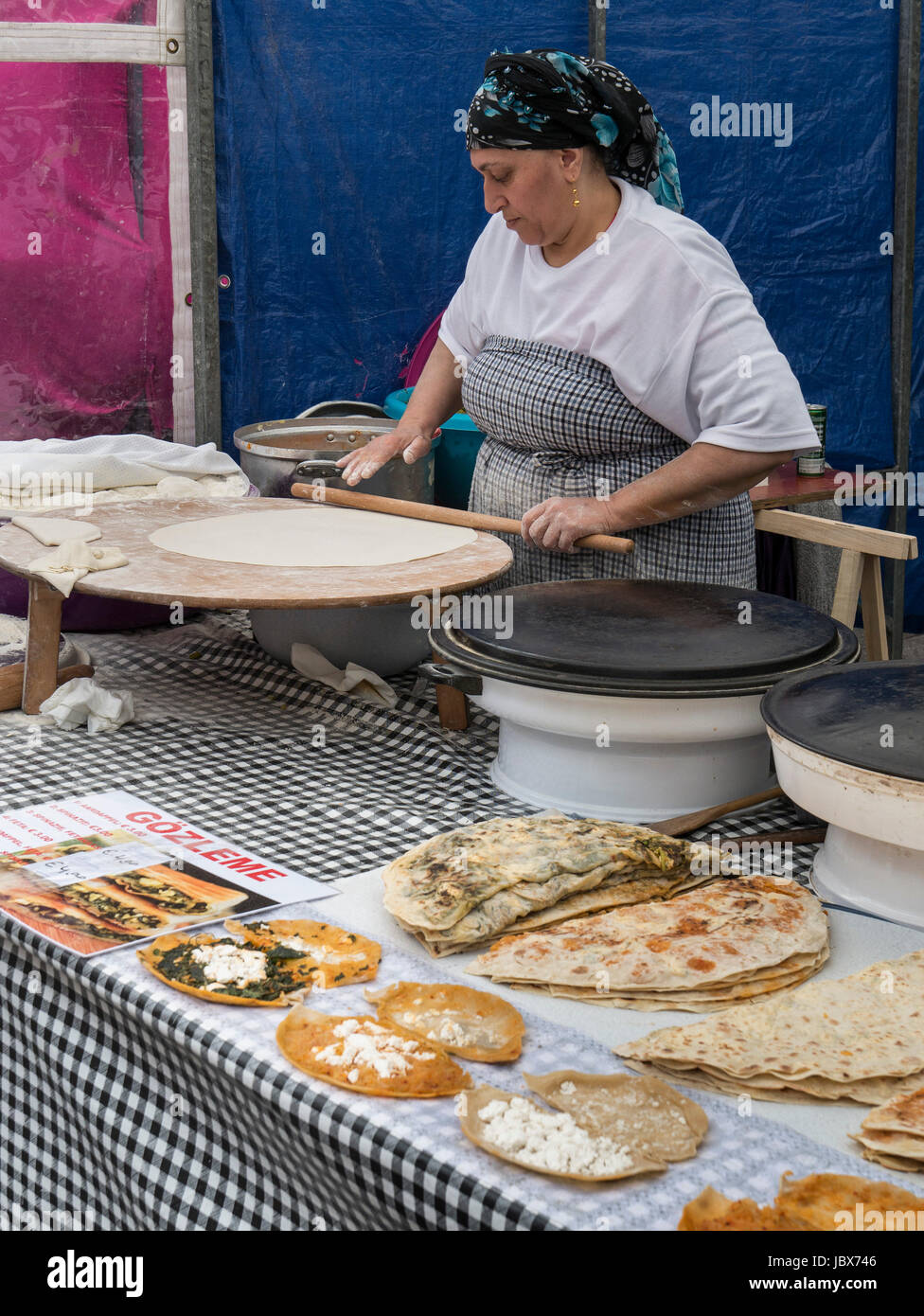 street food, Albert Cuyp Market near Rembrandsplein, Amsterdam ...