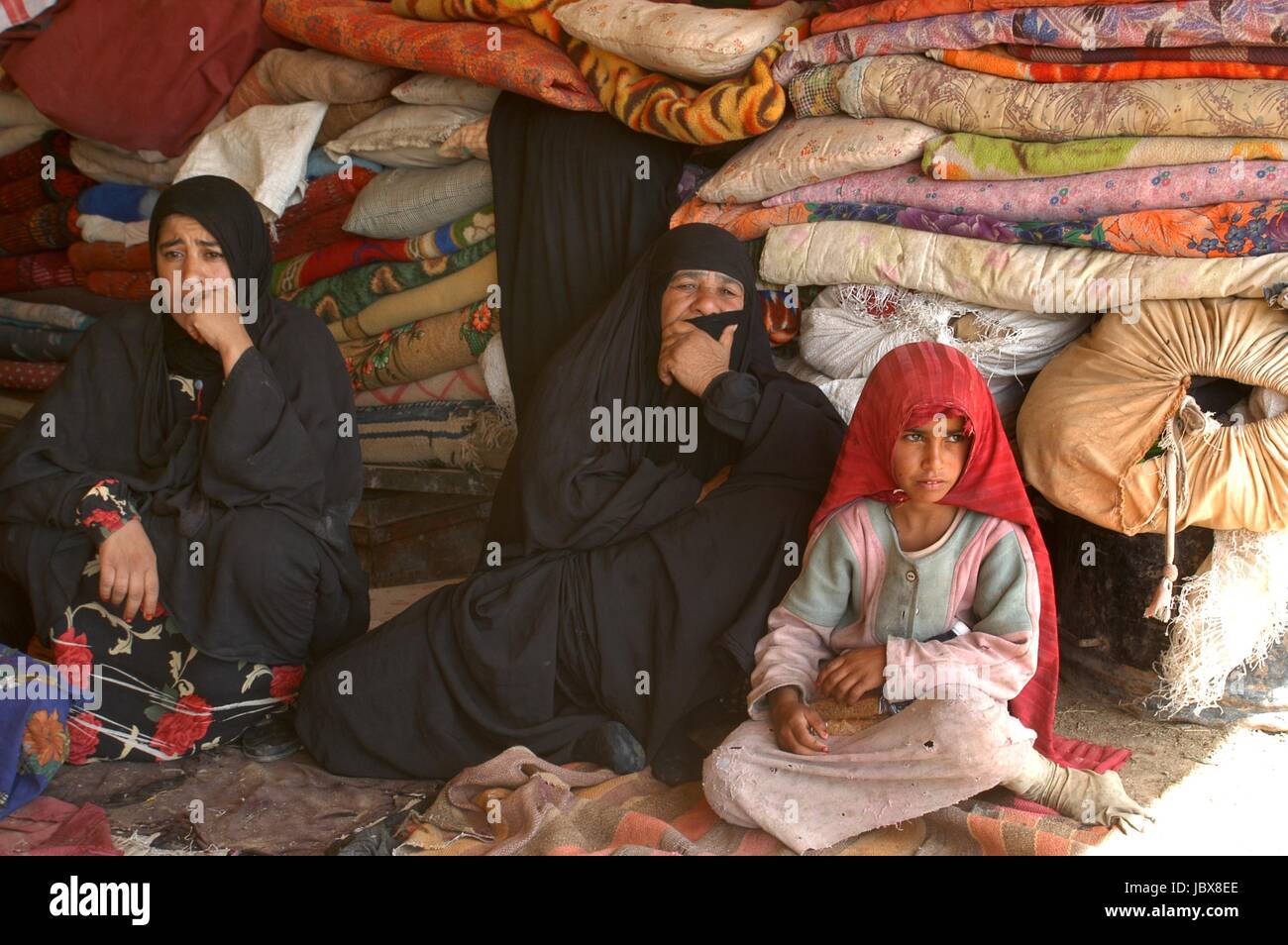 Bedouin family camp hi-res stock photography and images - Alamy