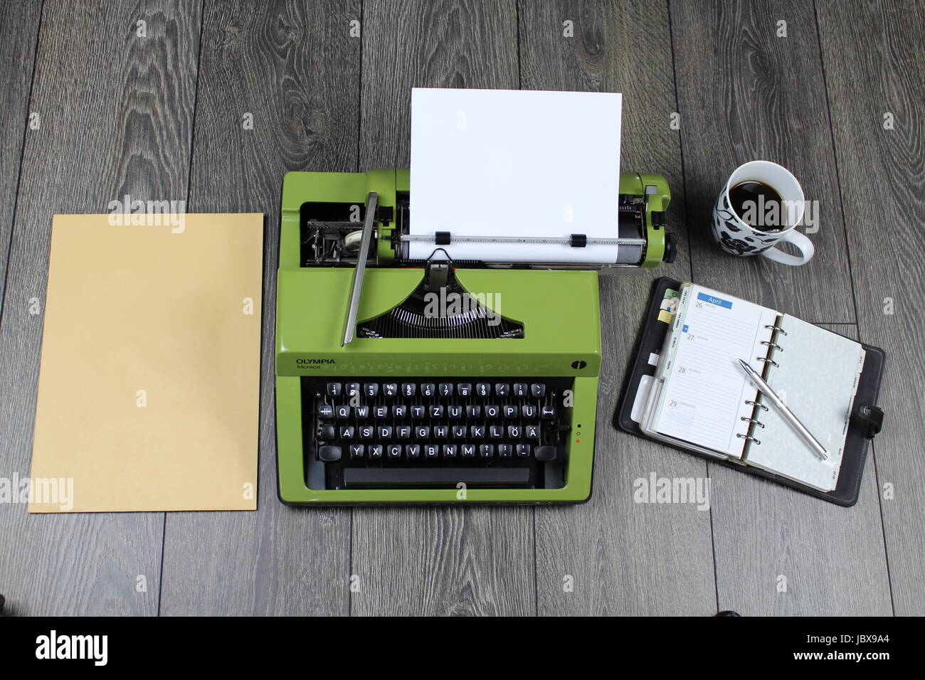 An image of a typewriter Stock Photo - Alamy